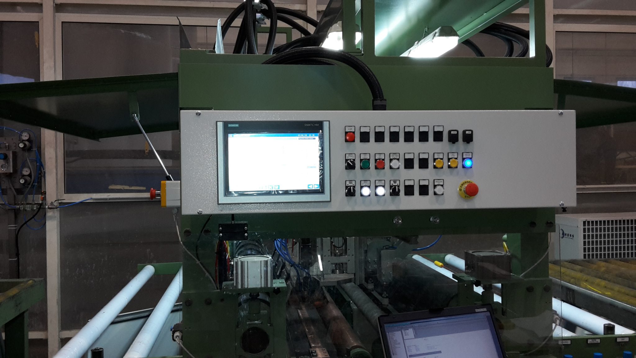 Quadri e Automazioni per impianti lavorazione lamiera - Zeta Sistemi